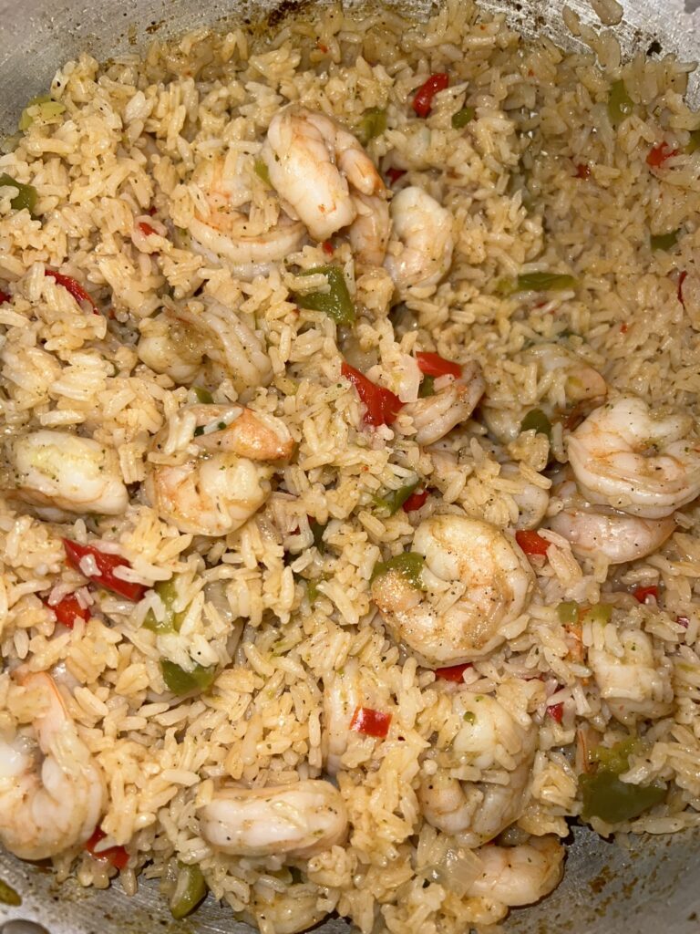 Locrio de Camarones - One Recipe at a Time
